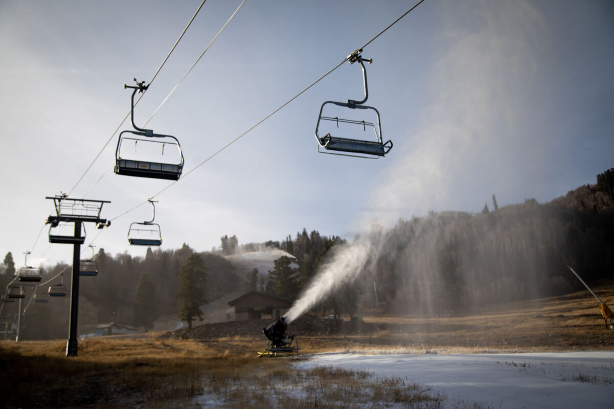 Snow machines pump out flurries at Snowbasin, resort featured in ...